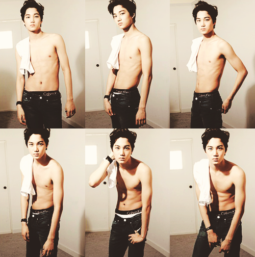 9 Momen Ketika EXO Topless, Bikin Fans Histeris! | iniKpop