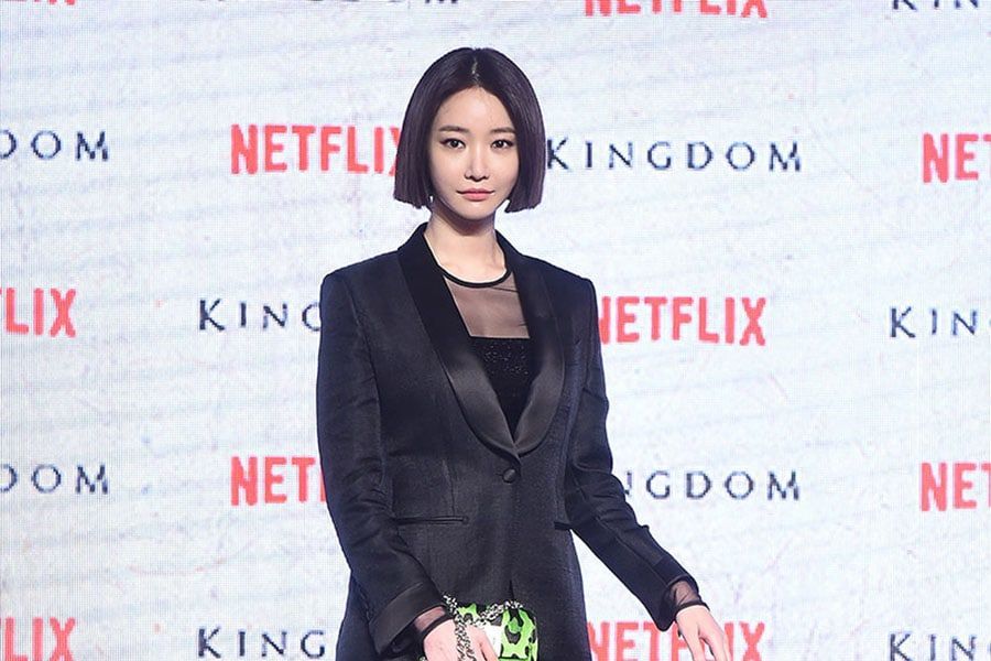 Go Jun Hee Tidak Jadi Muncul dalam Drama Fantasi Rom-Com dengan Shin ...