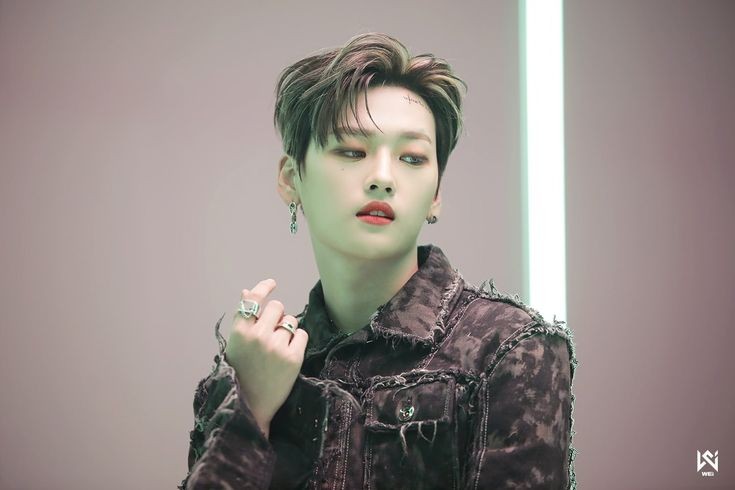 Seokhwa WEi Akan Debut di Drama Musikal | iniKpop