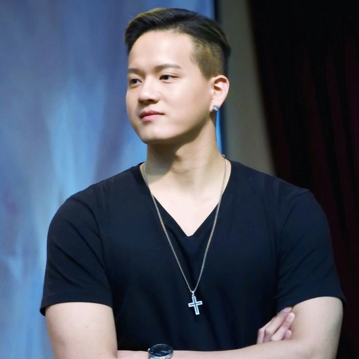 Peniel BTOB Dikonfirmasi Absen Dari Kegiatan Promosi Comeback Karena Cedera Punggung | iniKpop